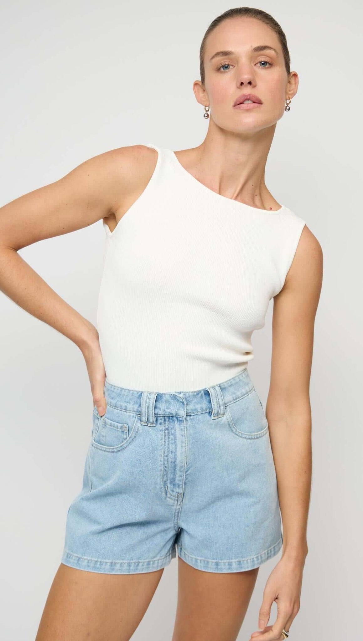 Staple The Label Moda Reversible Knit Tank – White – Gilda Fashion Boutique